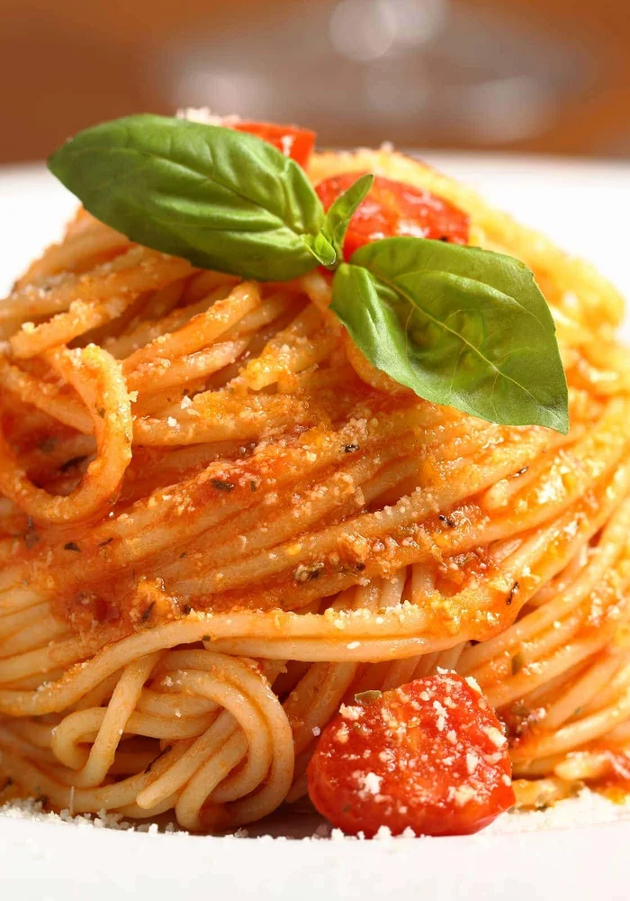 Recipe Spaghetti Milanese, The Authentic Italian Recipe - The Recipes Club